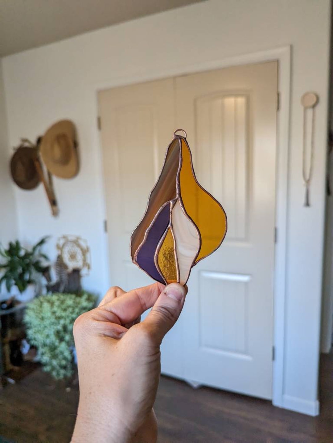 Beautiful Handmade Stained Glass Yoni Suncatcher Hanging One of a Kind ...