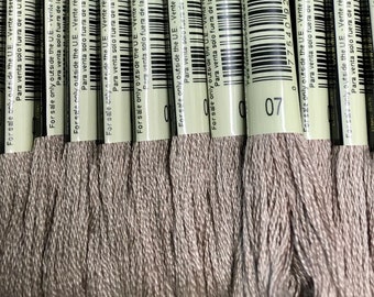 DMC 816 Garnet Embroidery Floss 6 Strand Thread for Embroidery Cross ...