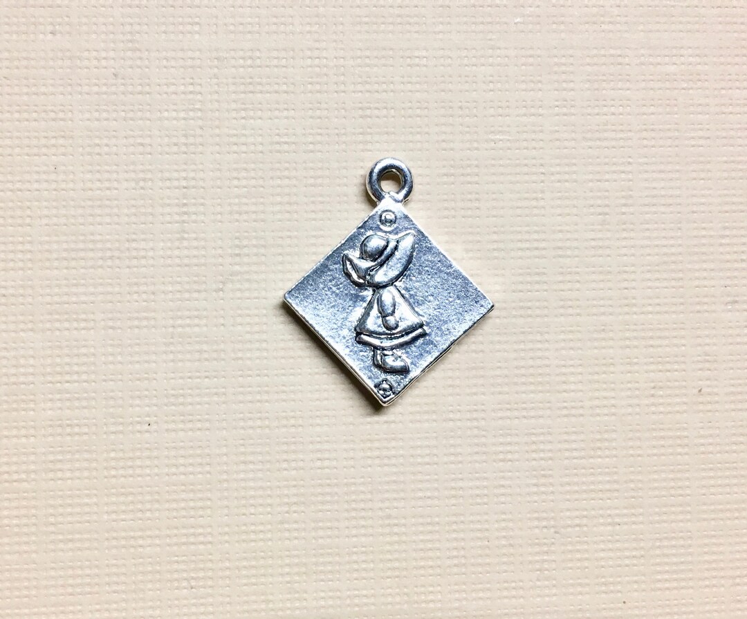 Quilt Block Silver Plated Charm Pendant Sunbonnet Sue Quilting Block ...