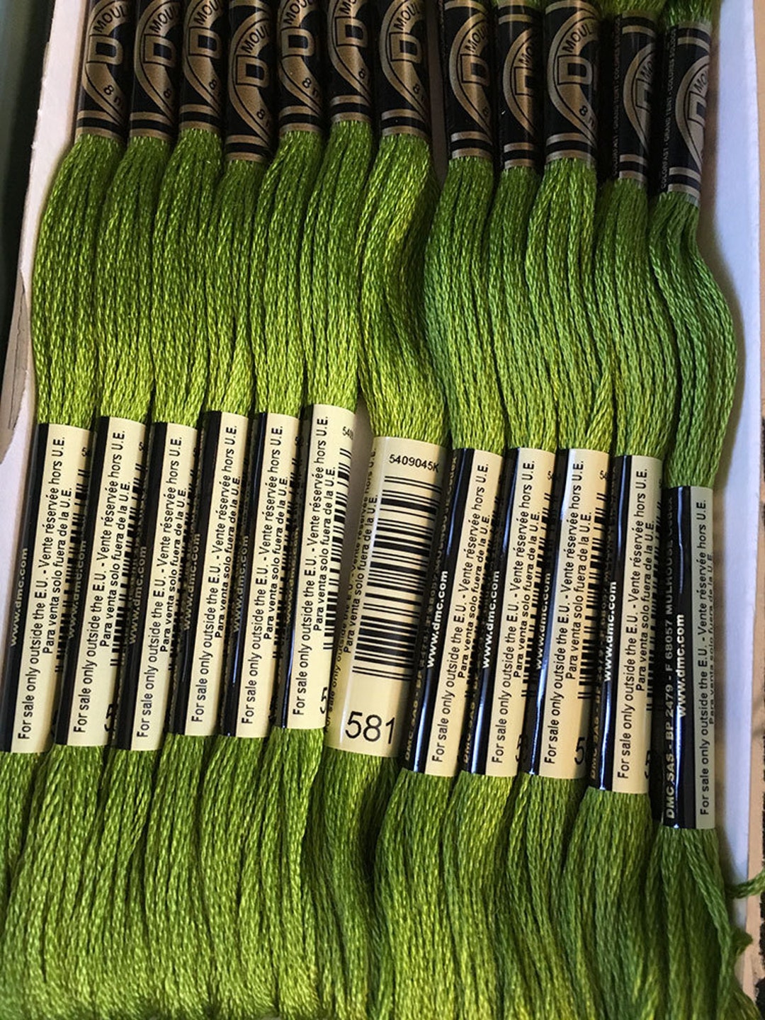 DMC 581 Moss Green Embroidery Floss 2 Skeins 6 Strand Thread for ...