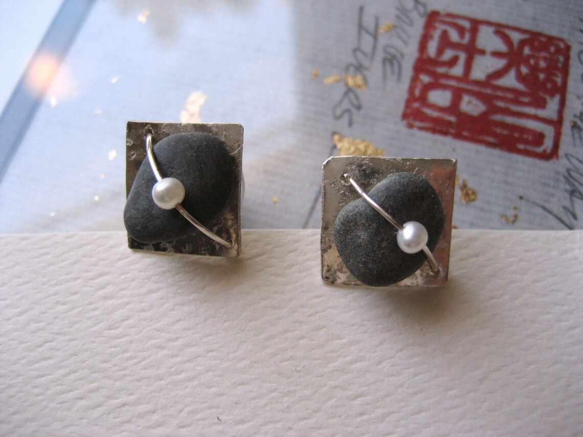 Handmade River Rock Jewelry Earrings With Freshwater Pearl by Cra1nes ...