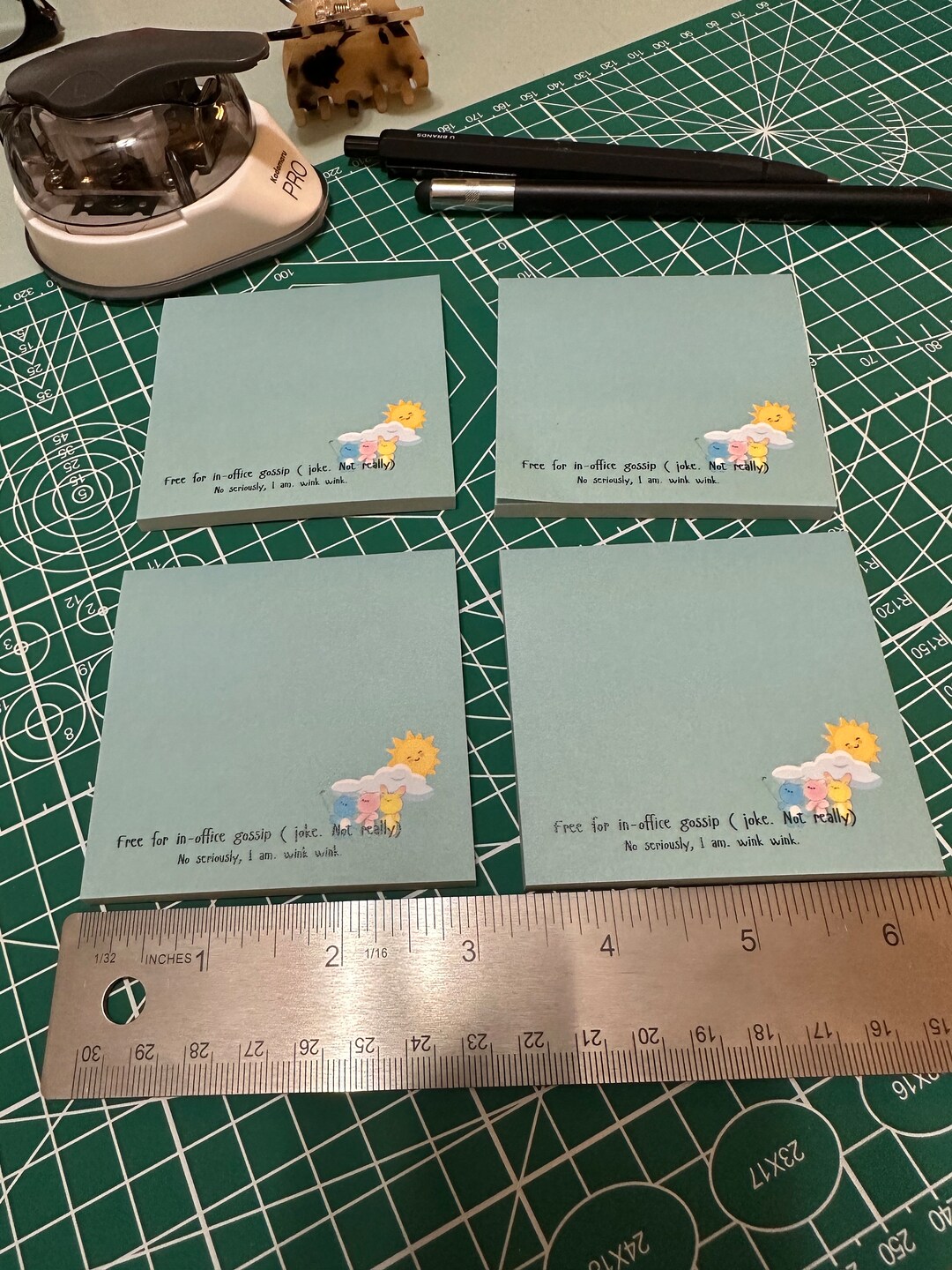 Sticky Note: 3friends Selfies With Caption Free for in Office Gossip ...