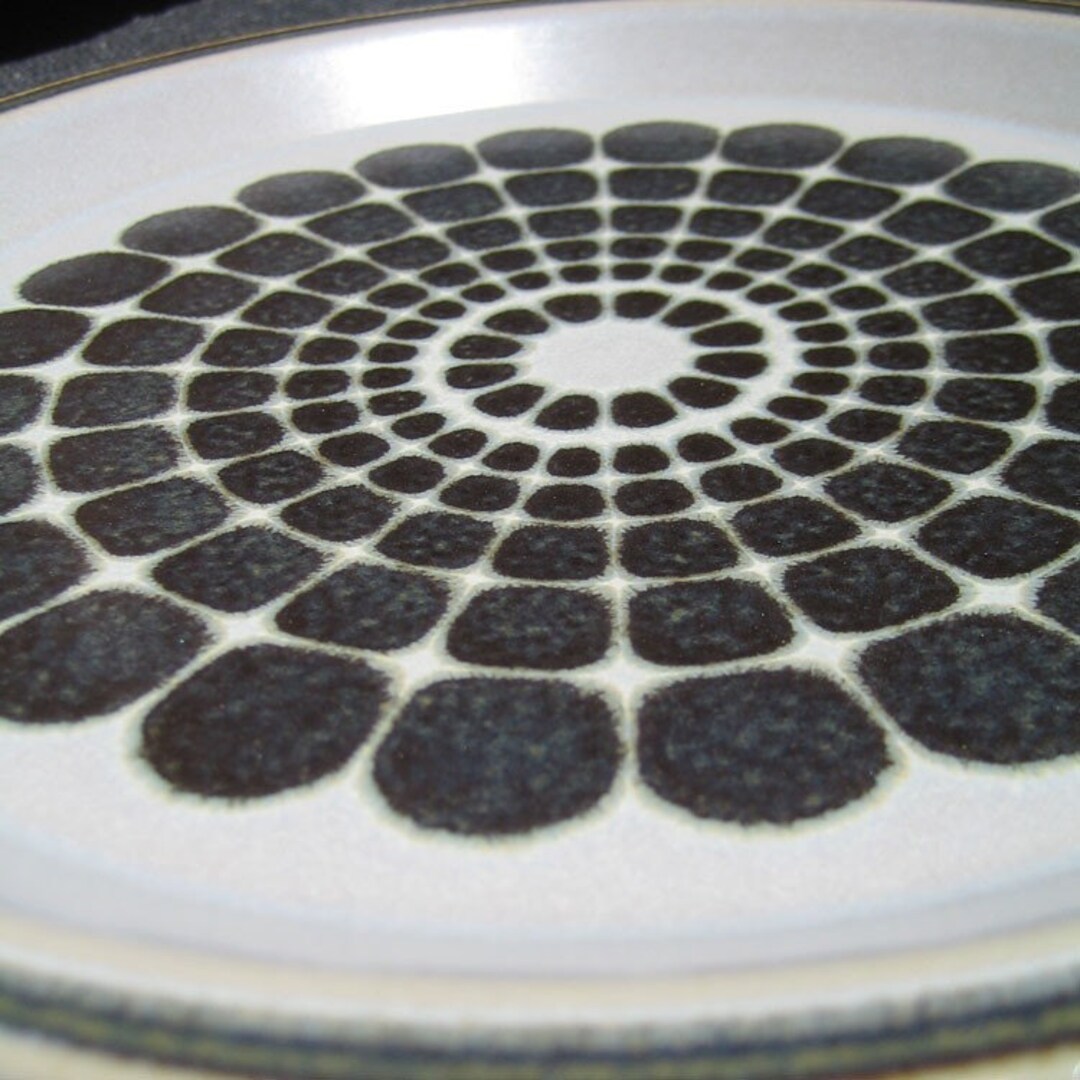 Mod Dots. Vintage Stoneware Dinner Plate. - Etsy