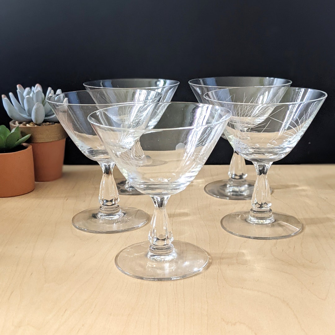 Mid Century Modern Cocktail Glasses With Etched Design. - Etsy