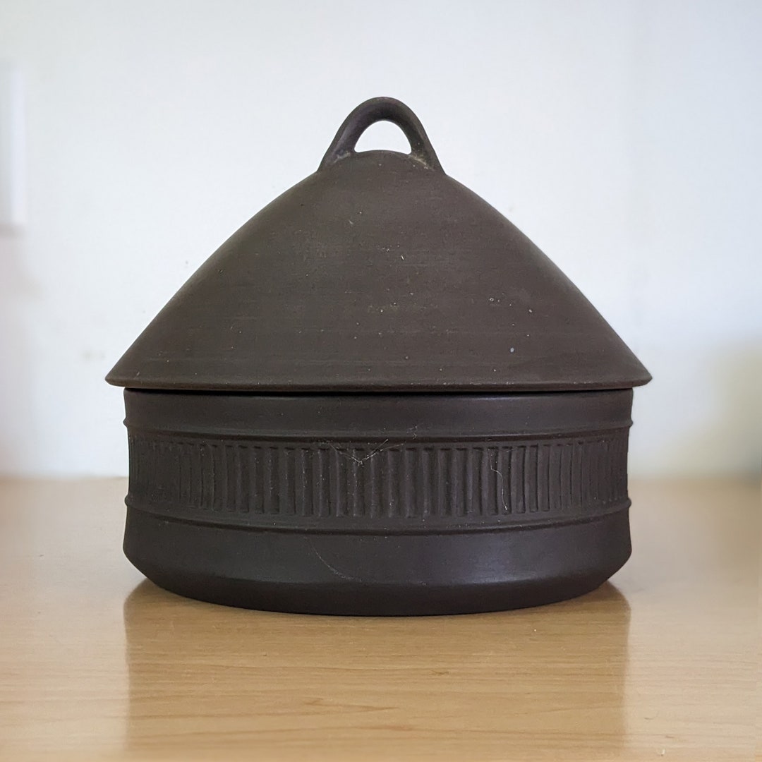 Dansk Flamestone IHQ Denmark Beehive Covered Casserole, 1960s Stoneware ...
