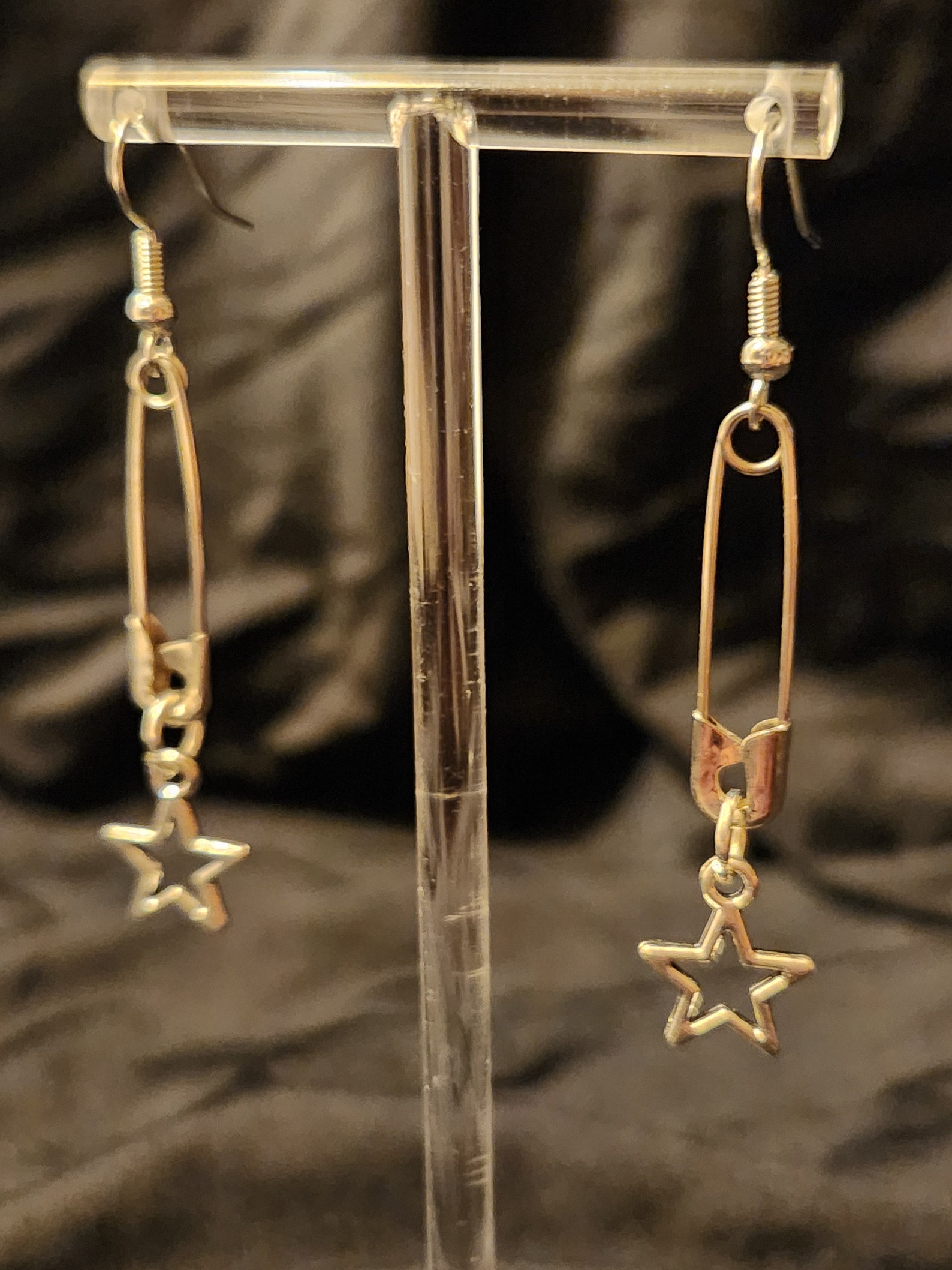 Safety Pin Earrings Star Charms Silver Tone Handmade Jewelry Unisex Hardware - Etsy