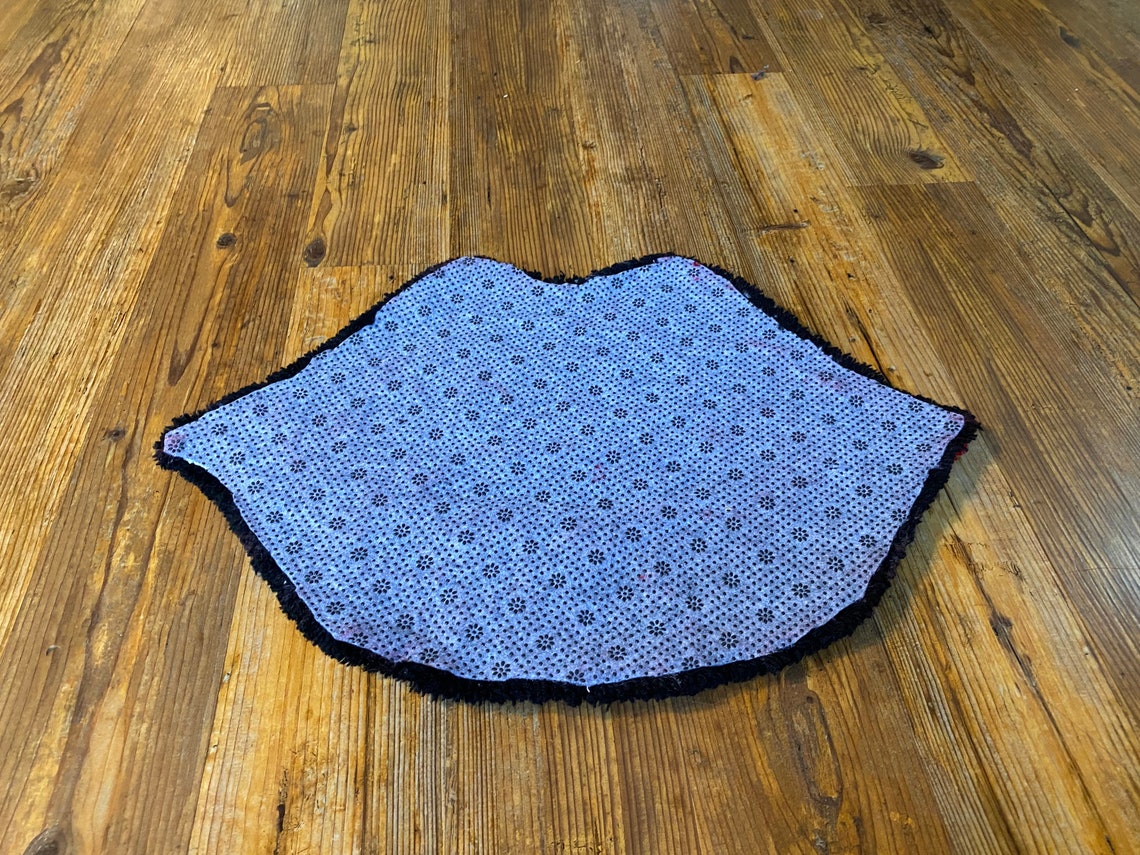 Vampire Lips Tuft Rug Gothic Home Decor Halloween Decoration Fangs Red ...