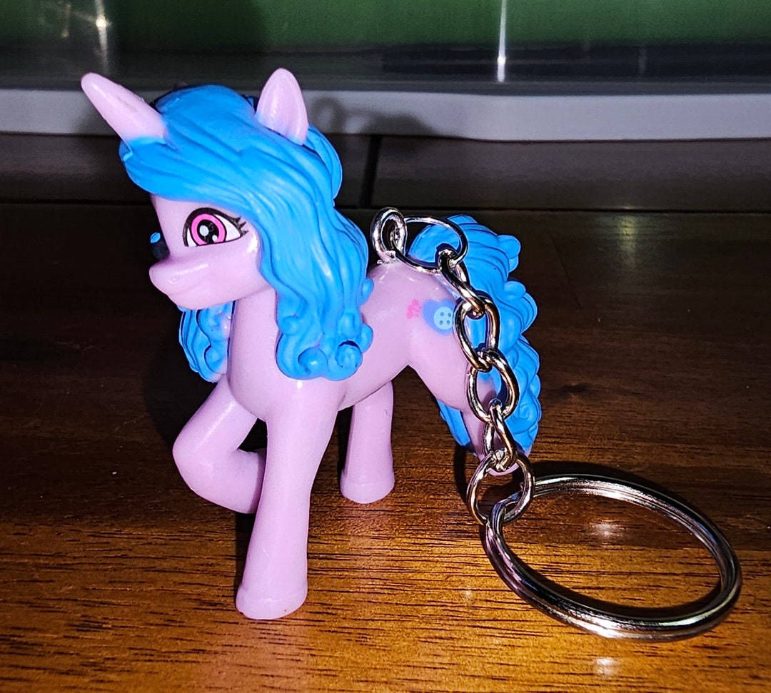 My Little Pony izzy Moonbow Keychain W/ Card - Etsy