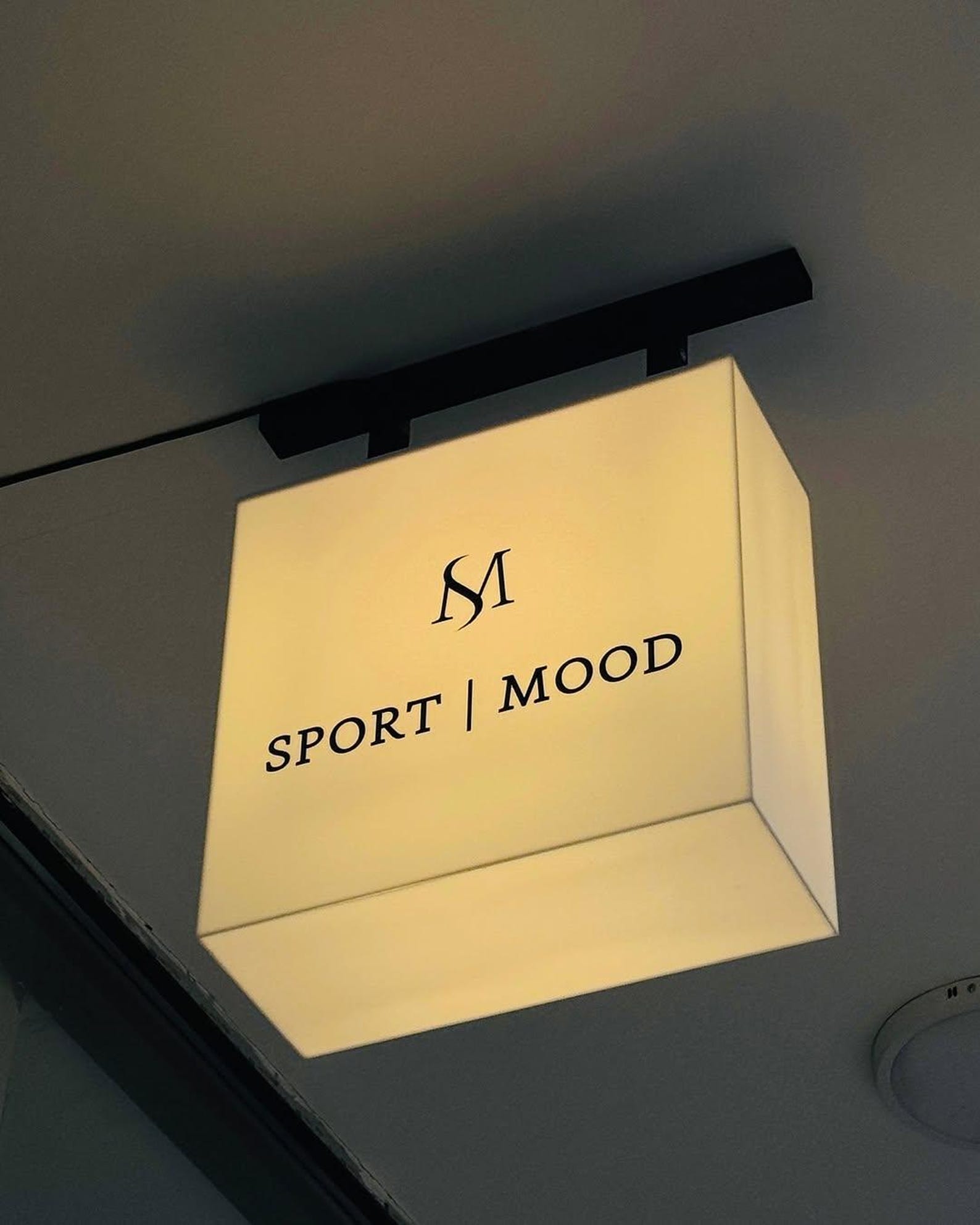 Custom LED Lightbox Sign, Illuminated Business Sign, Personalized Event ...