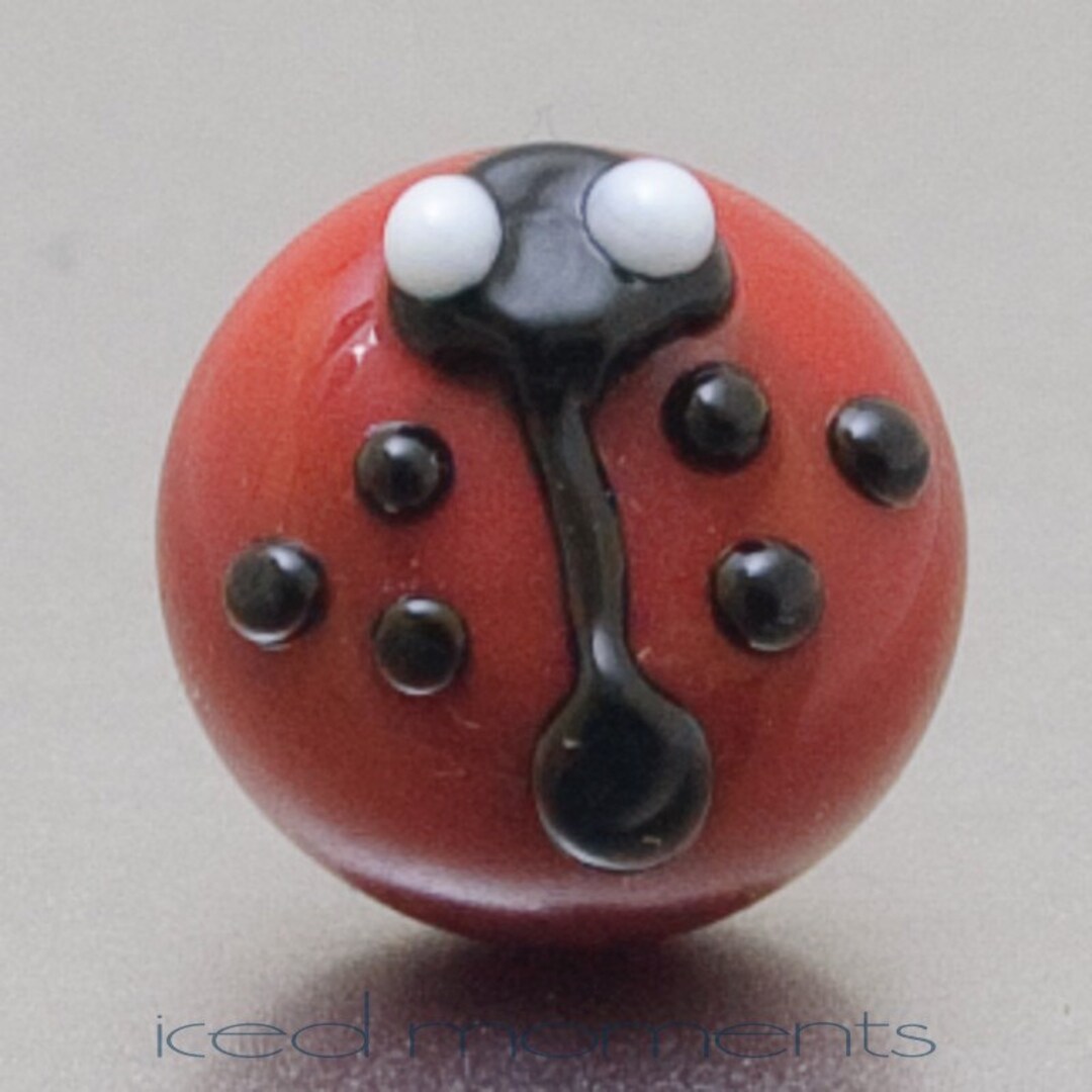 Lapel Pin - Ladybug - Medium Red - Lampwork Glass - by Jennie Yip - Etsy