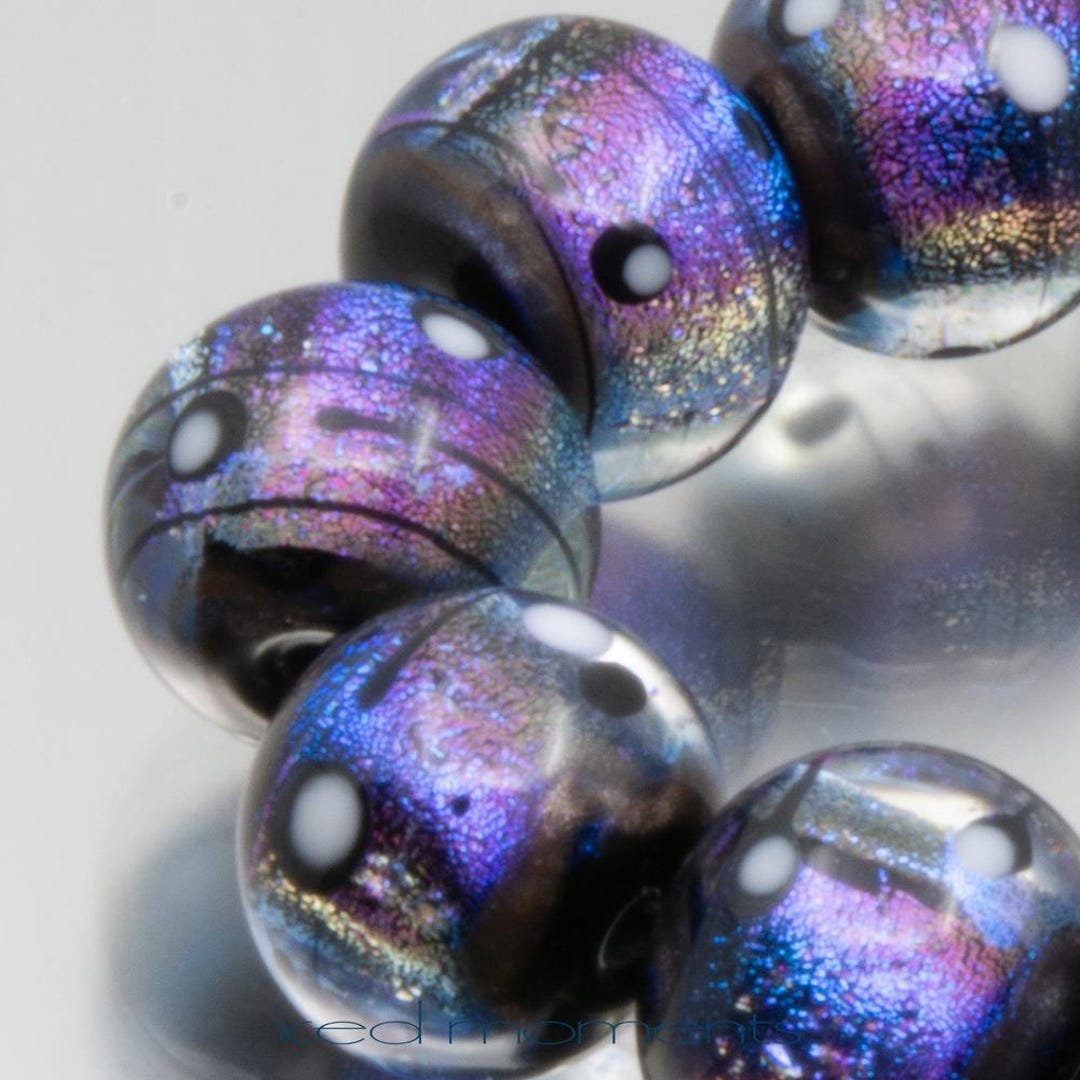 Lampwork Bead Set: Comet Trails in Blue Magenta Dichroic. Lampwork by ...