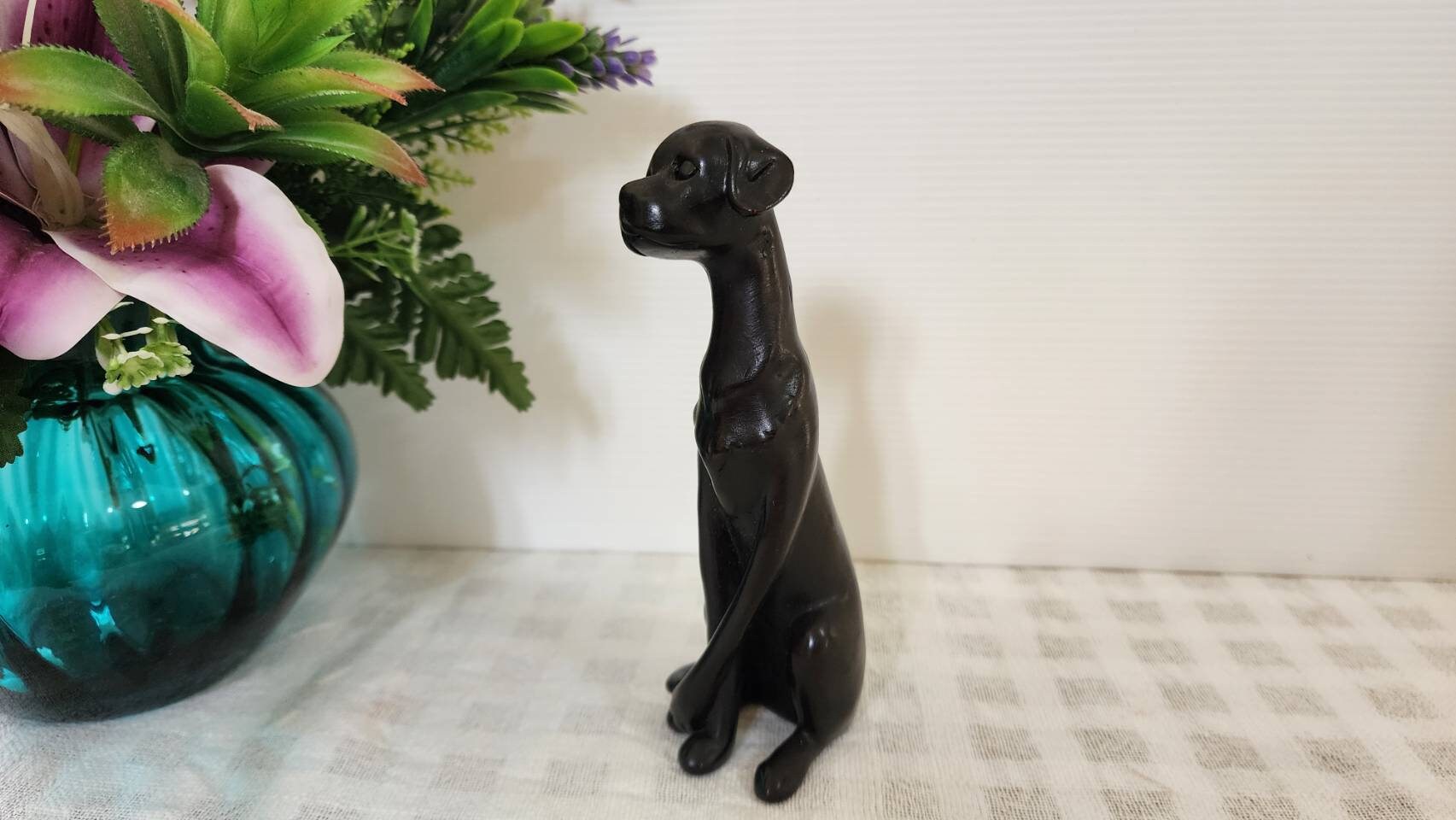 Labrador Retriever Figurine, 6 Black Resin Dog Statue, Realistic Canine ...