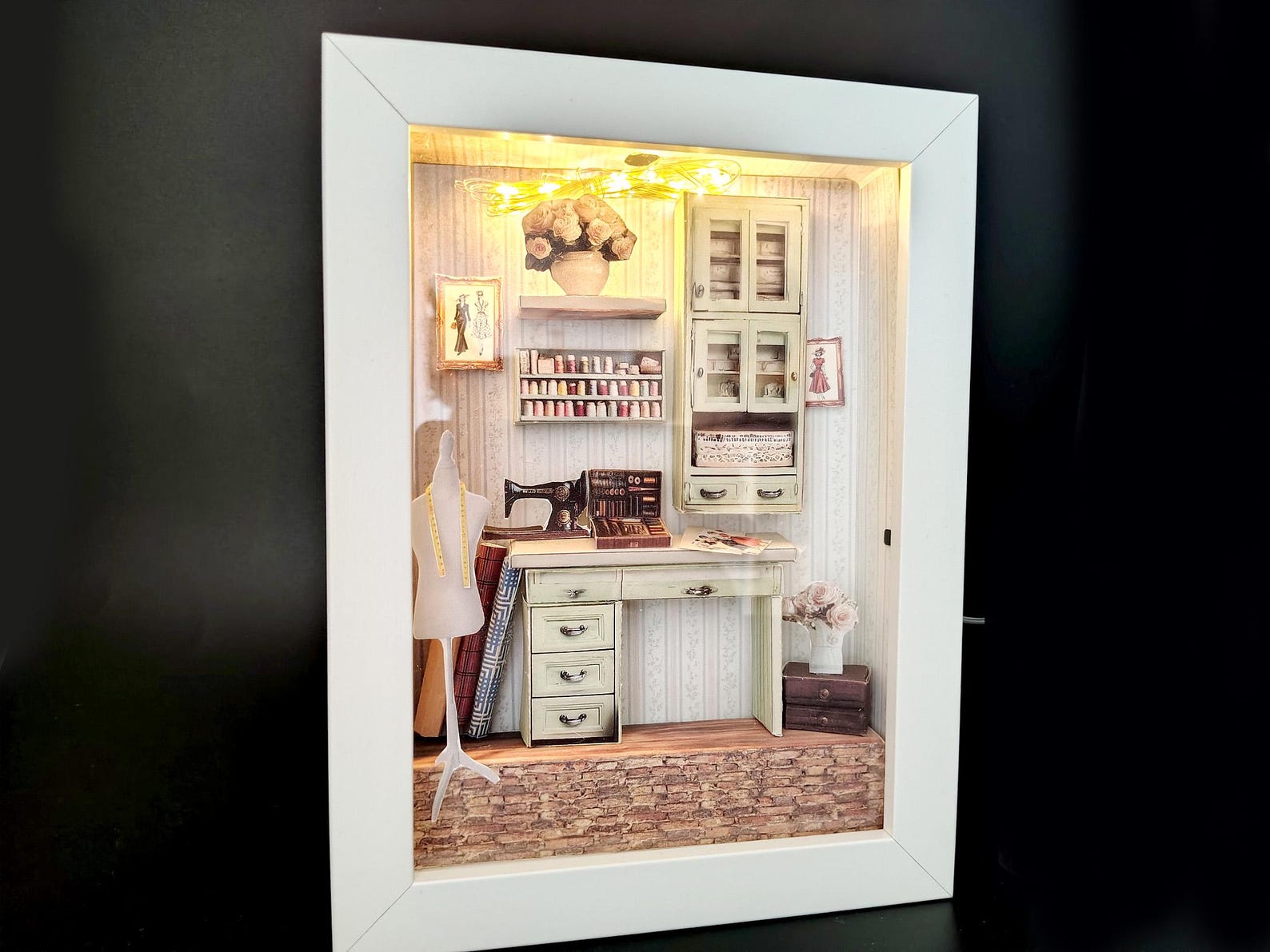 Printable Sewing Room Photo Frames Kit, Miniature Stitching Machine ...