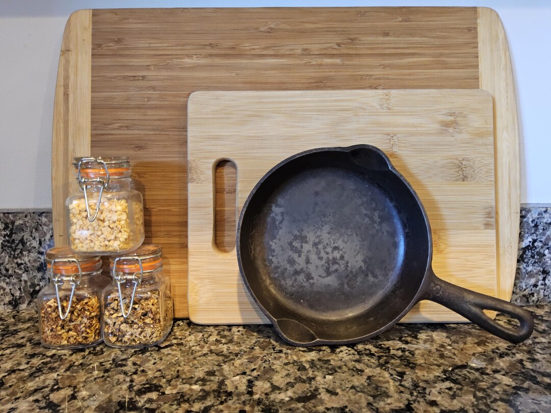 Griswold Cast Iron 3 Skillet, Made in Pennsylvania USA, Vintage Egg ...