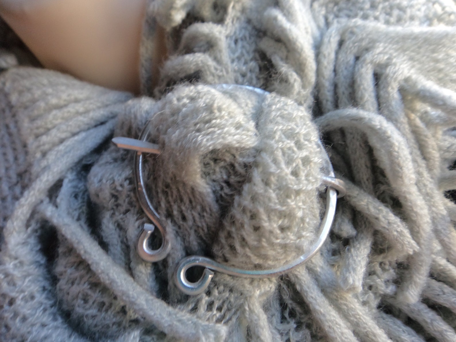 Pennanular Shawl Pin Aluminum Thick Wire Scarf Pin Medium - Etsy