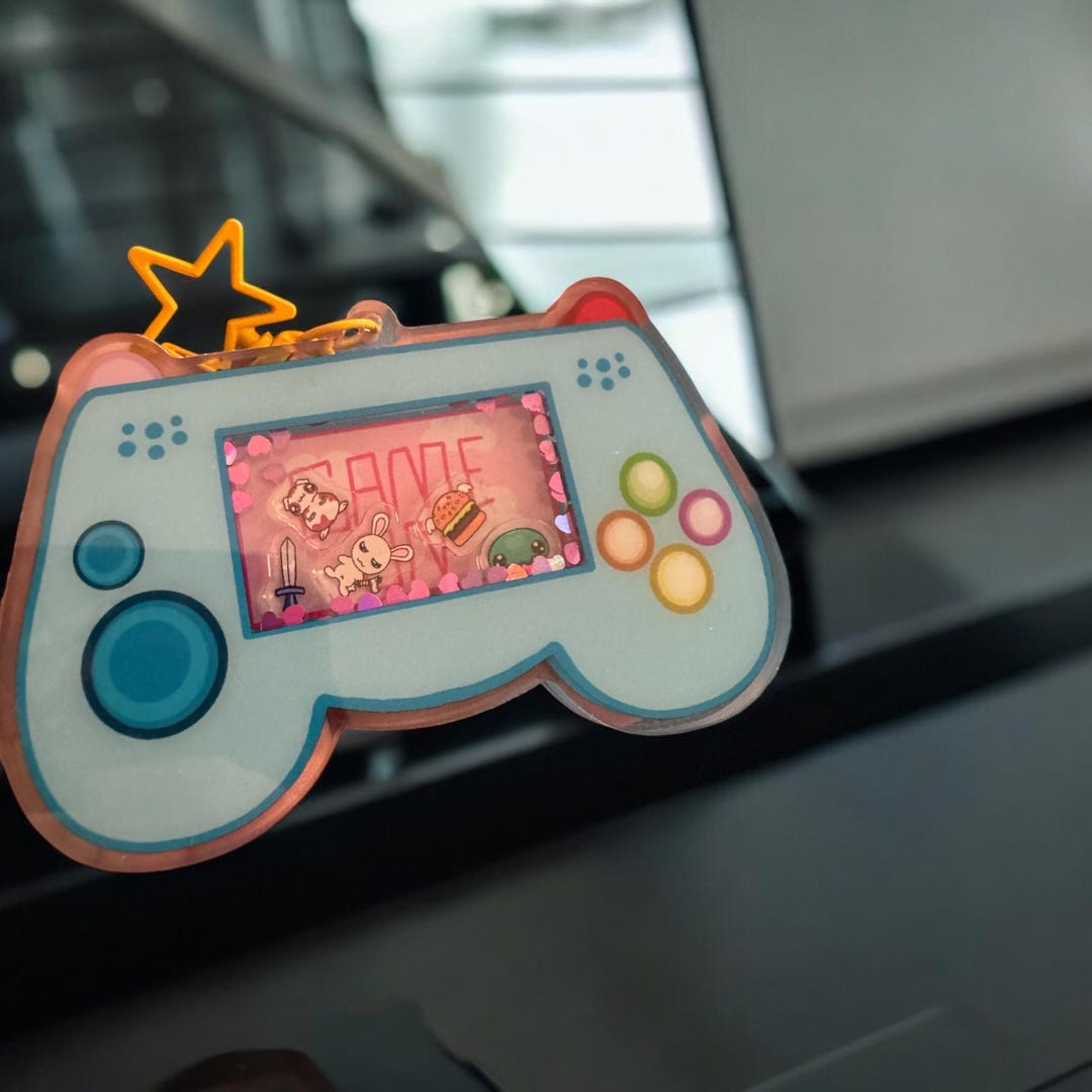 Gamer Shaker Keychain - Etsy UK