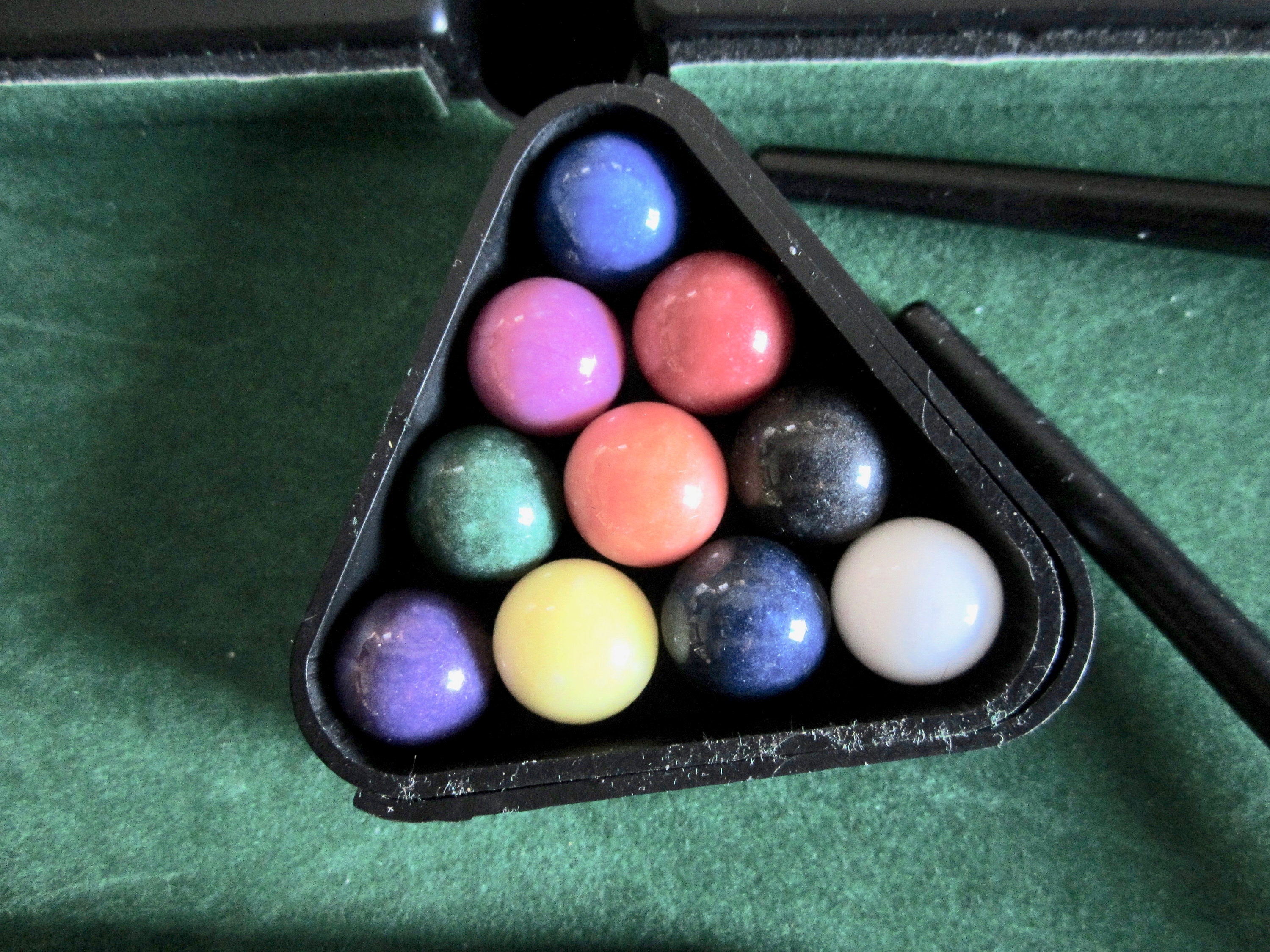 Vintage Mini Pool Table Game Table Game 2 Sticks 10 Balls Complete Set ...
