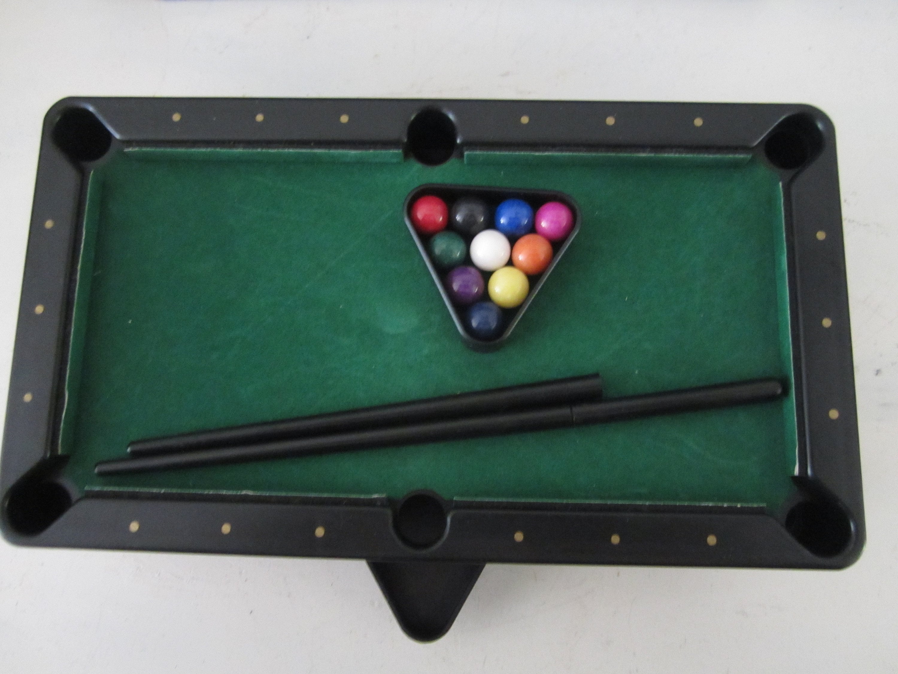 Vintage Mini Pool Table Game Table Game 2 Sticks 10 Balls Complete Set ...