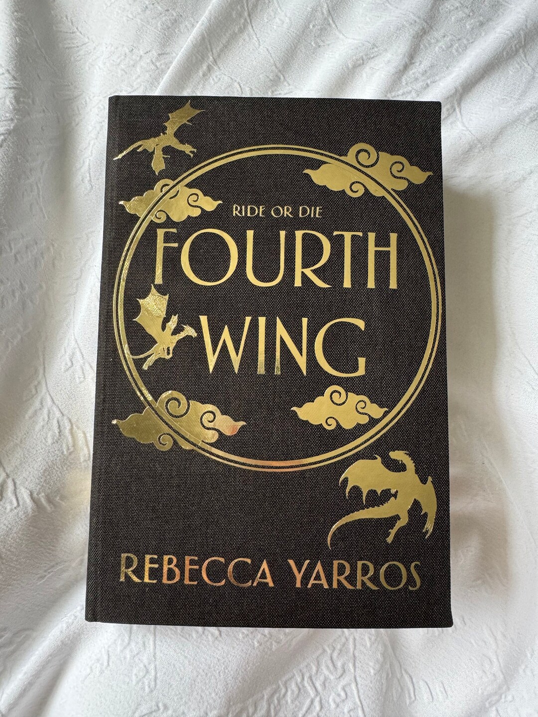 Fourth Wing by Rebecca Yarros - Customisable Rebind Edition (pre-order ...