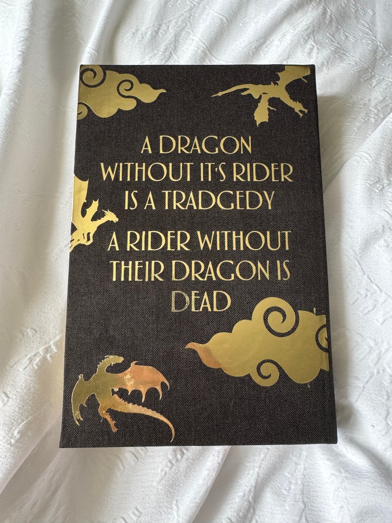 Fourth Wing by Rebecca Yarros - Customisable Rebind Edition (pre-order ...