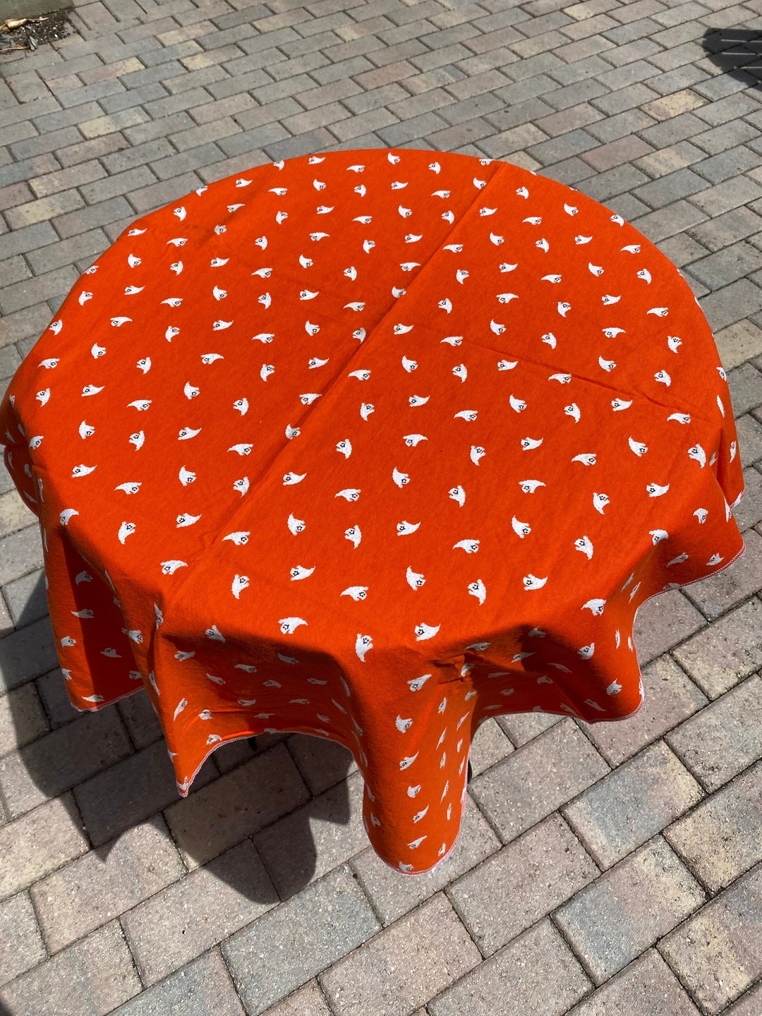 VINTAGE Halloween Handmade Tablecloth, Small, Orange With Ghosts, 2 ...