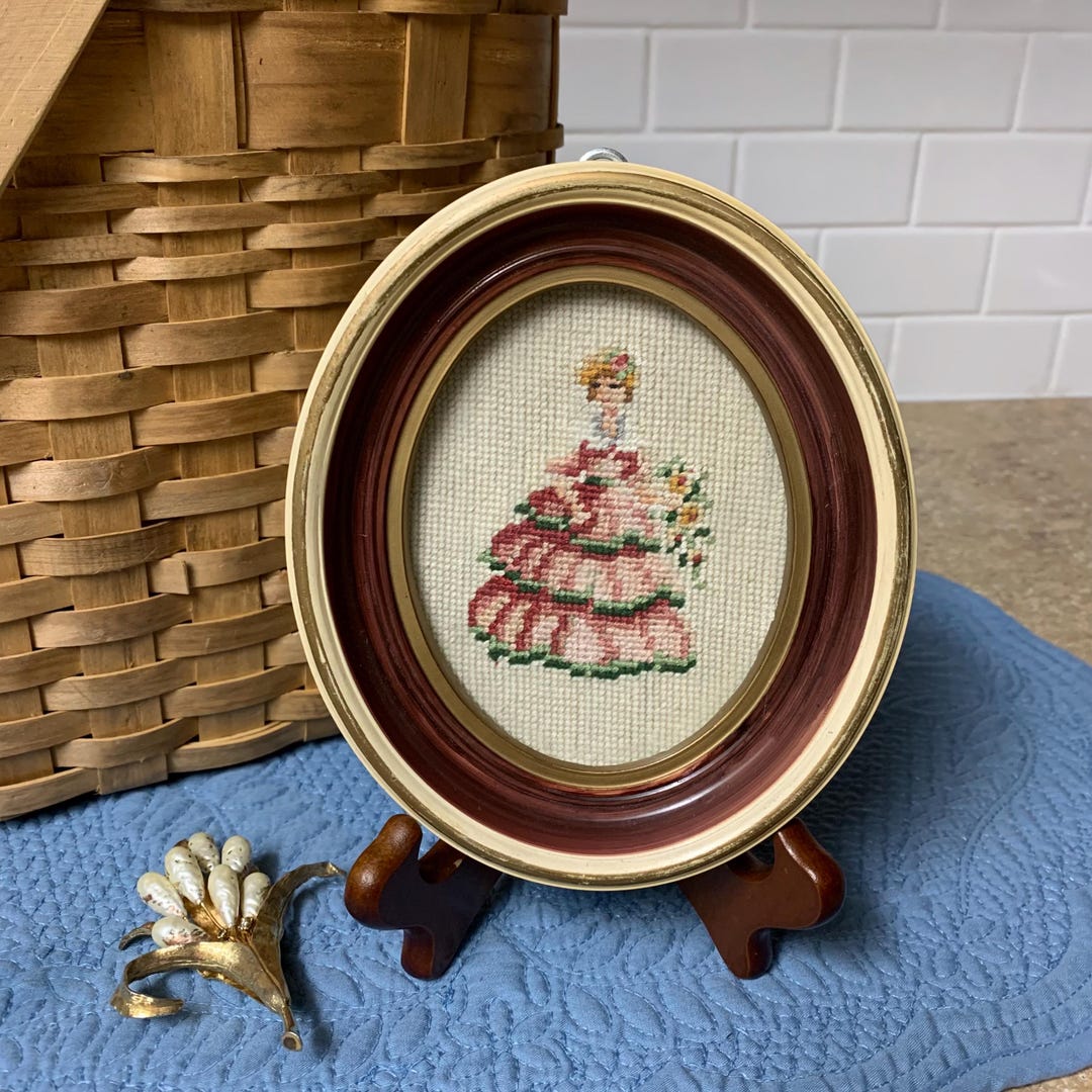 Vintage Oval Framed Victorian Lady Needlepoint - Etsy
