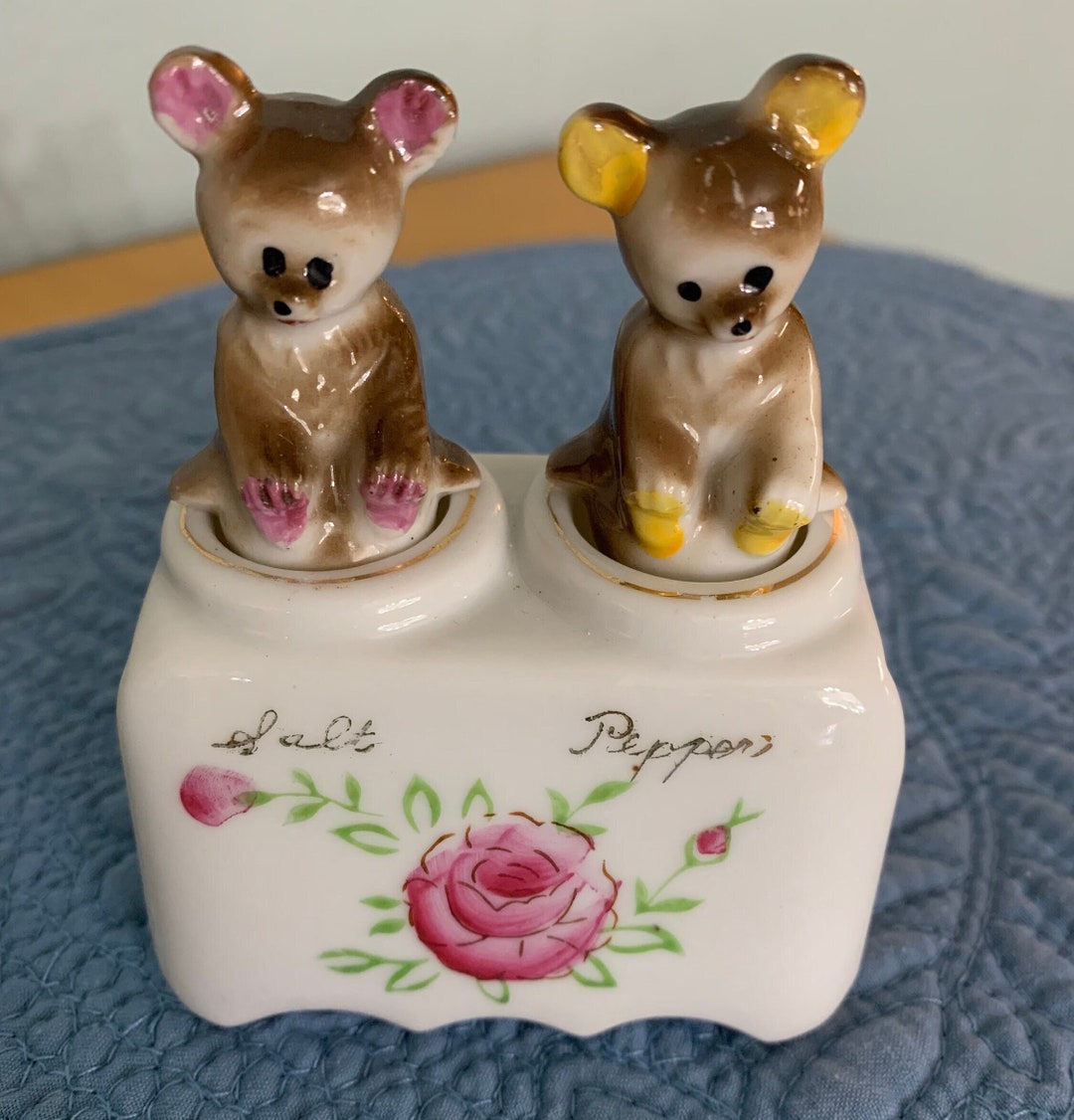 Vintage Porcelain Teddy Bear "nodder" Salt & Pepper Shakers - Etsy