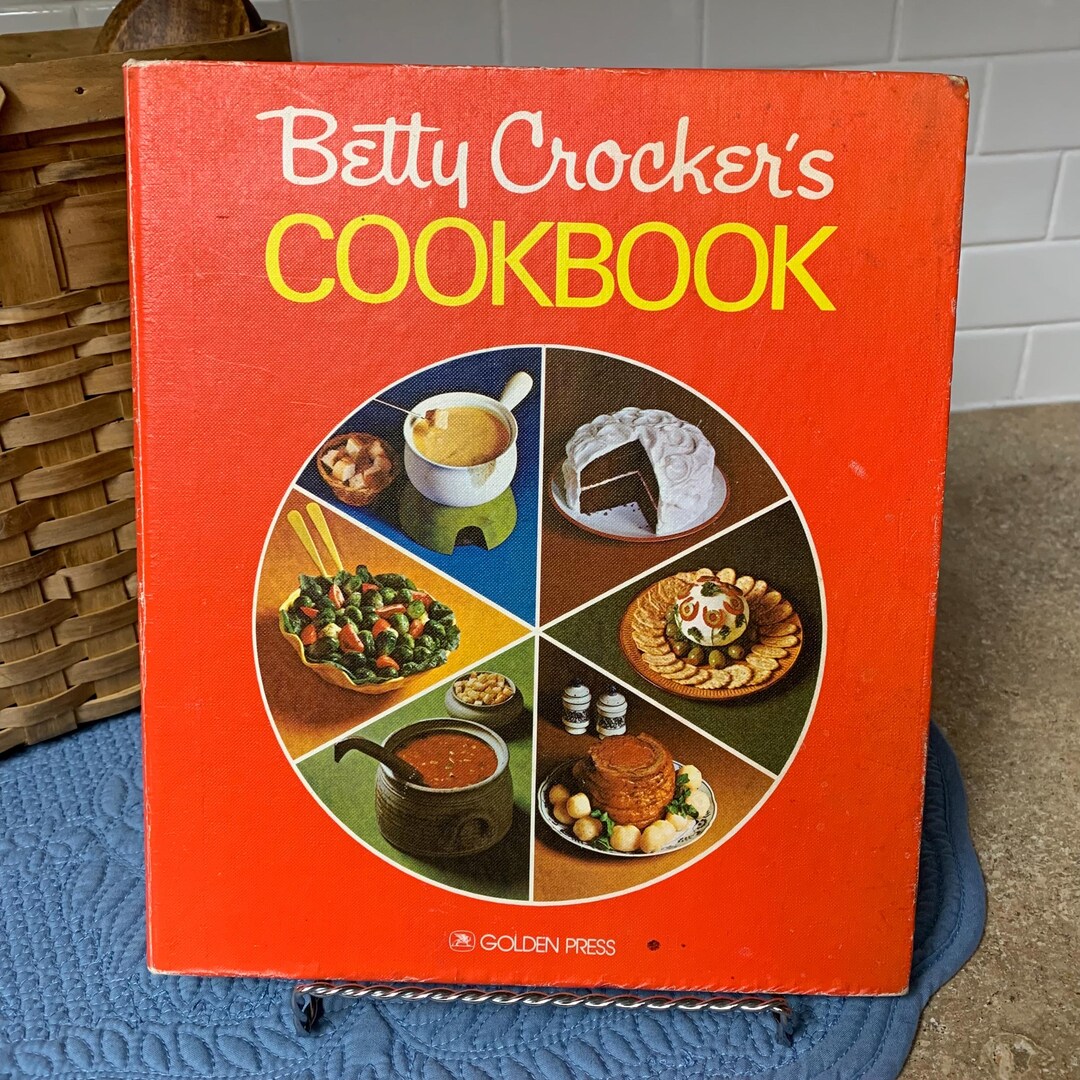 1970 Betty Crocker's Cookbook Ring Bound - Etsy