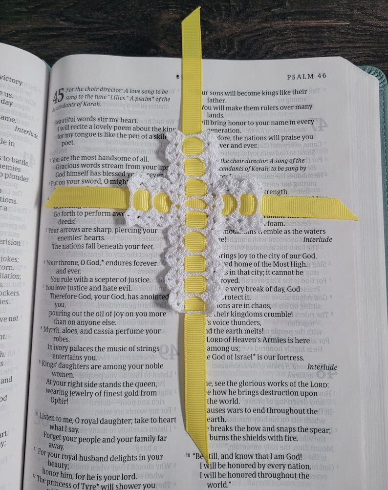 Crochet Cross Bookmark - Etsy