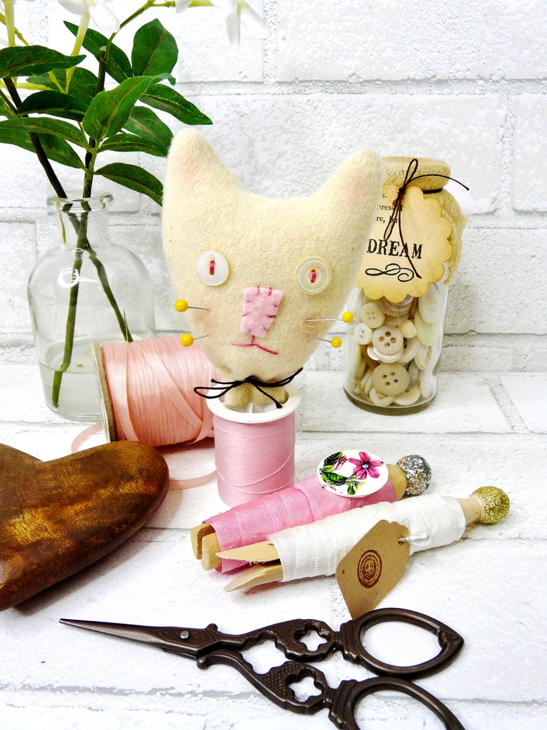 Cat Spool Pincushion Pattern PDF Sewing Supply Decor Pin - Etsy