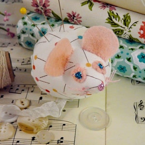 Mice Pincushion PDF Pattern - Ribbon Mouse Fabric Wool Pin Keep Doll ...