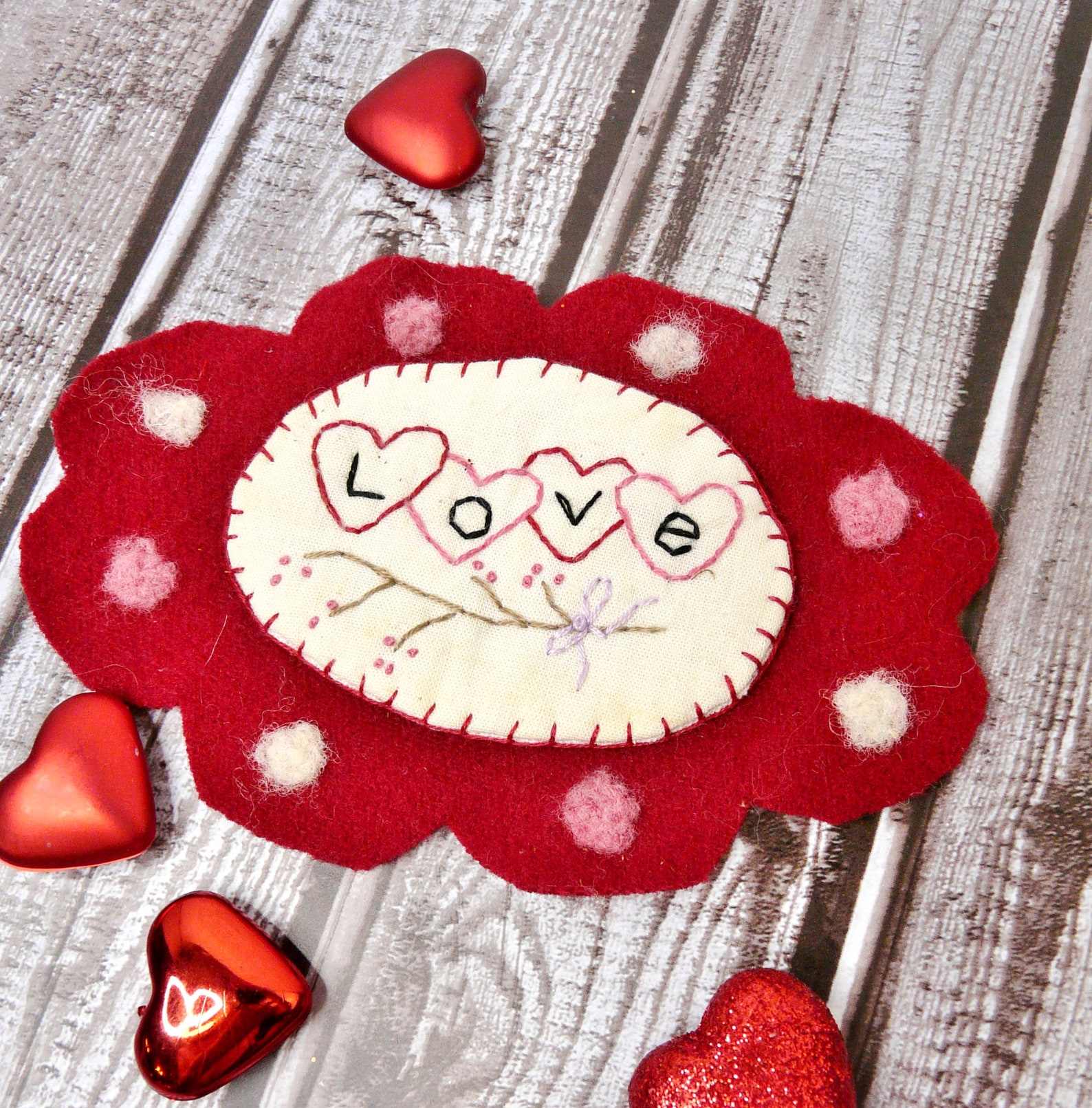 Lil Bit of Love Embroidery PDF Pattern Primitive Valentine - Etsy