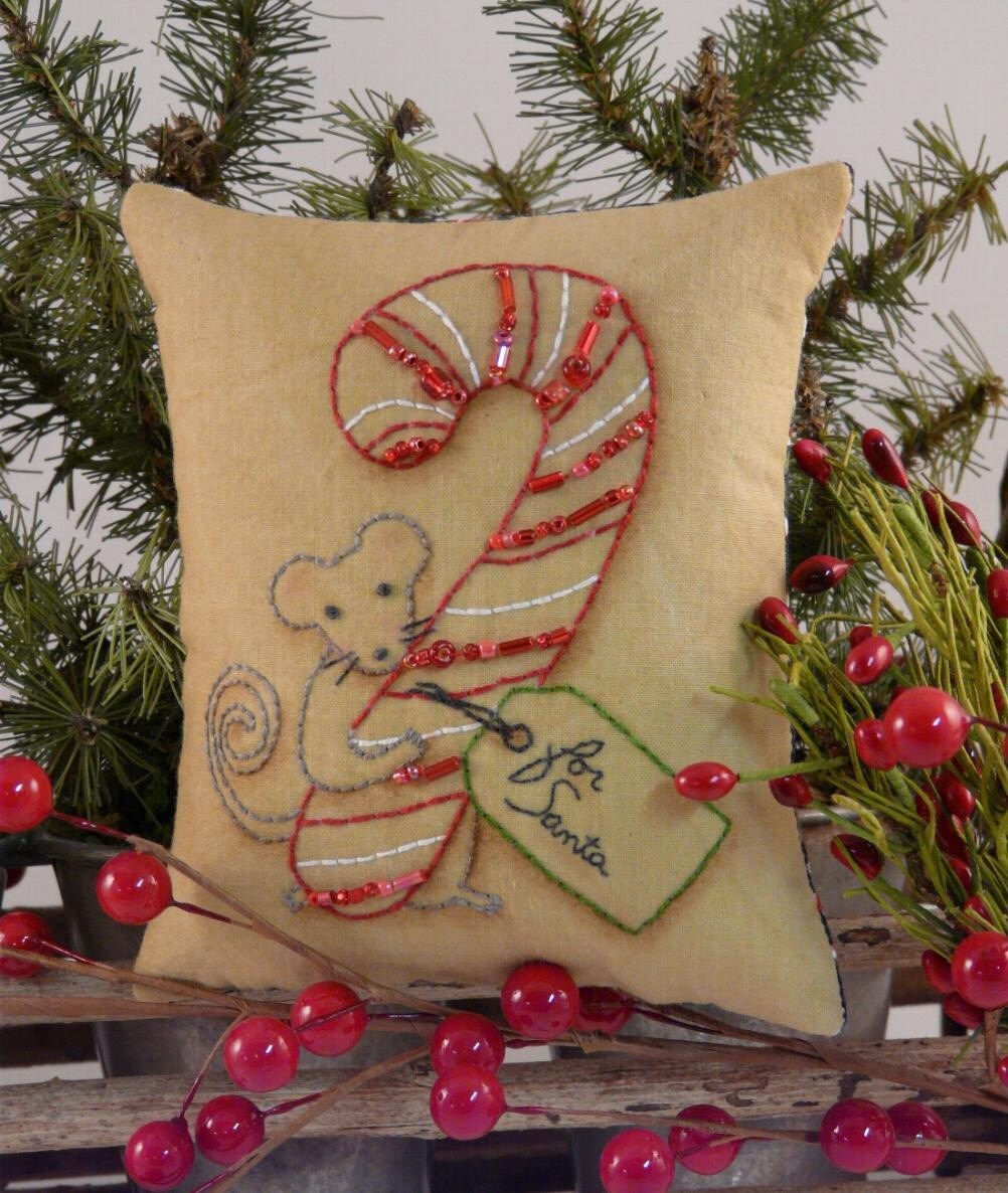 Christmas MOUSE embroidery Pattern pdf primitive pillow | Etsy