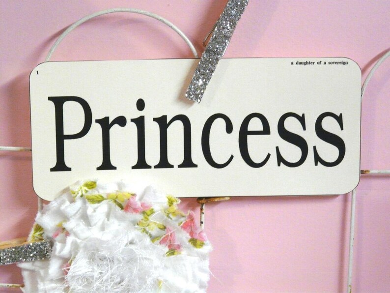 12 Large Girly Flash Cards PDF - Girl Woman Pink Sweet Signs Words ...