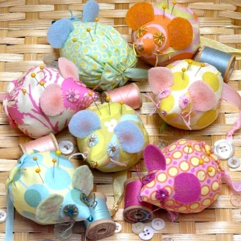 Mouse Pincushion - Etsy
