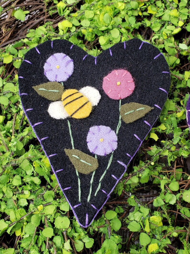 Spring Wool Pins PDF Pattern Rabbit Cat Bee Flowers Felt - Etsy