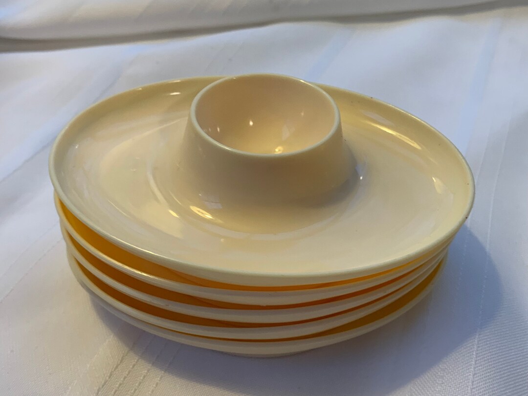 Set of 5 Vintage MCM Melamine Egg Cups, Atomic Oval Shape, Butter ...