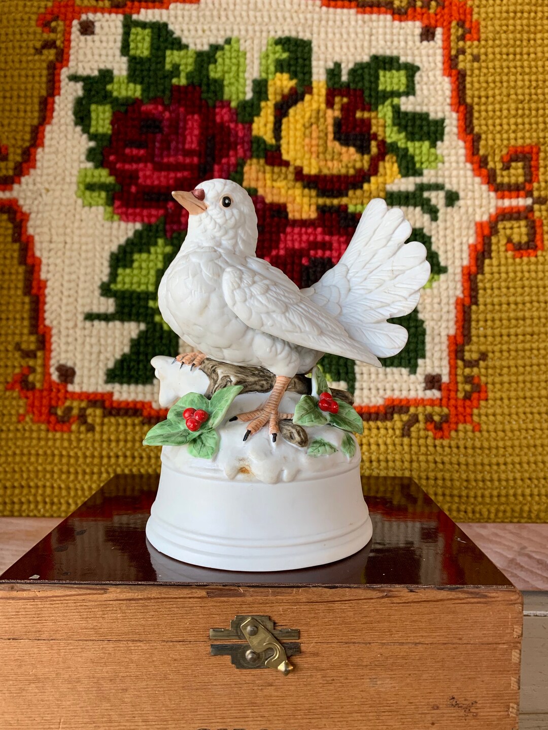 Vintage Christmas Dove Music Box Figurine A Fine Quality Bisque ...