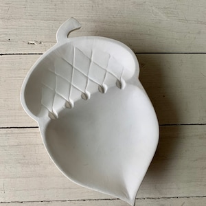White Clay Plaster Acorn Dish - Etsy