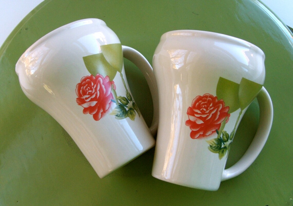 Pair of Vintage Ceramic Cups Mugs Goblets and Rose Valentine - Etsy