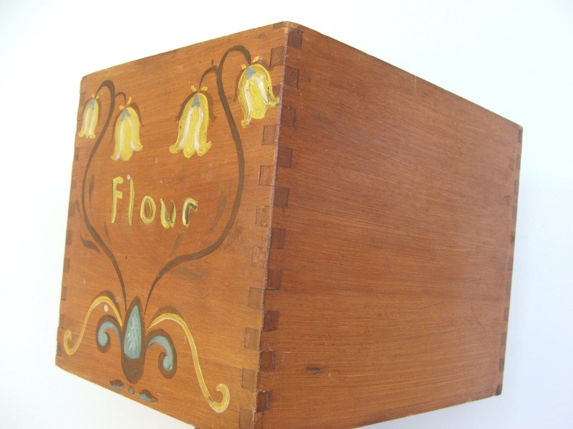 Vintage Painted Wood Flour Box Folk Art - Etsy