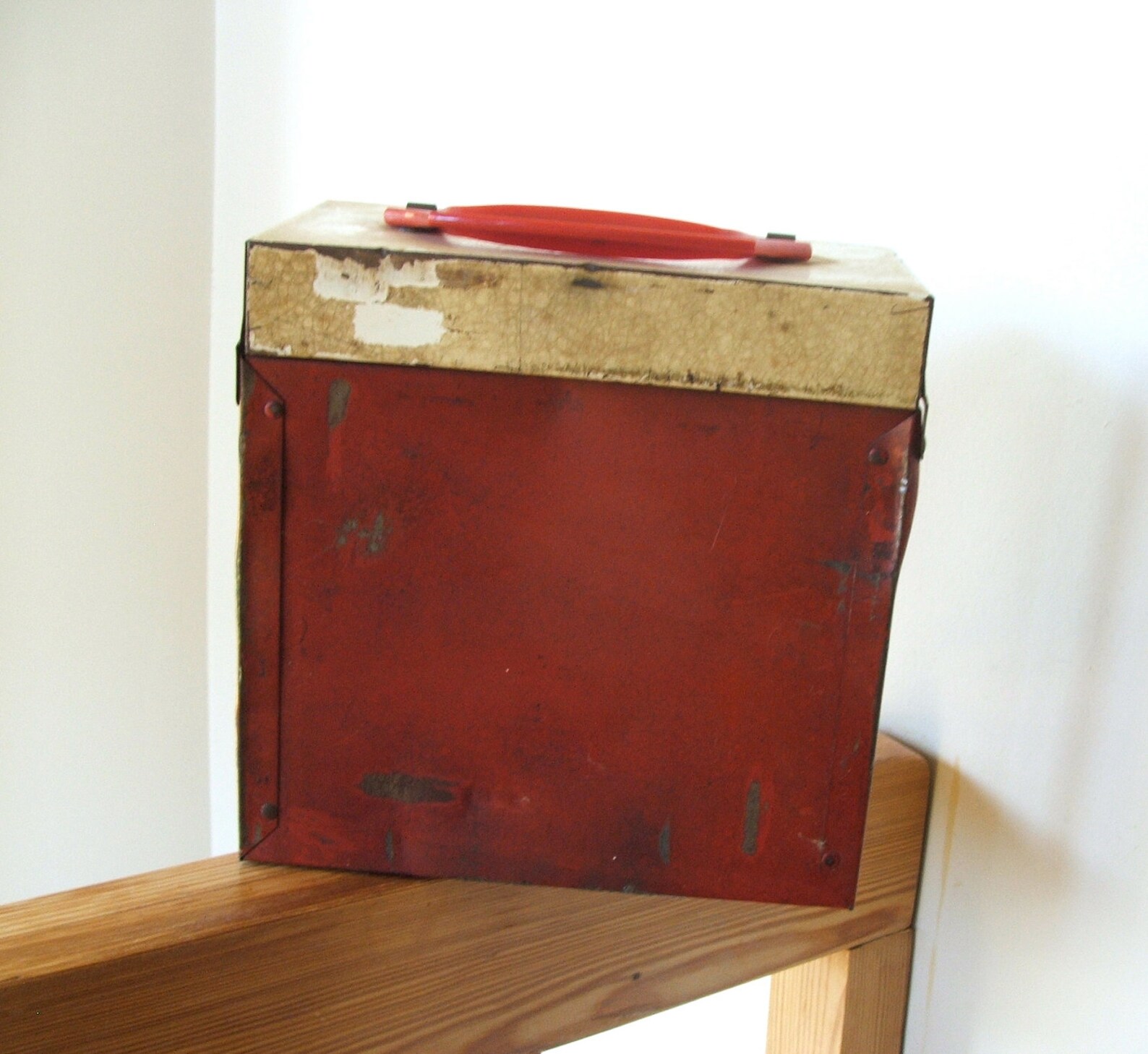 Mid Century Shabby Metal Record Box With Plastic Handle - Etsy