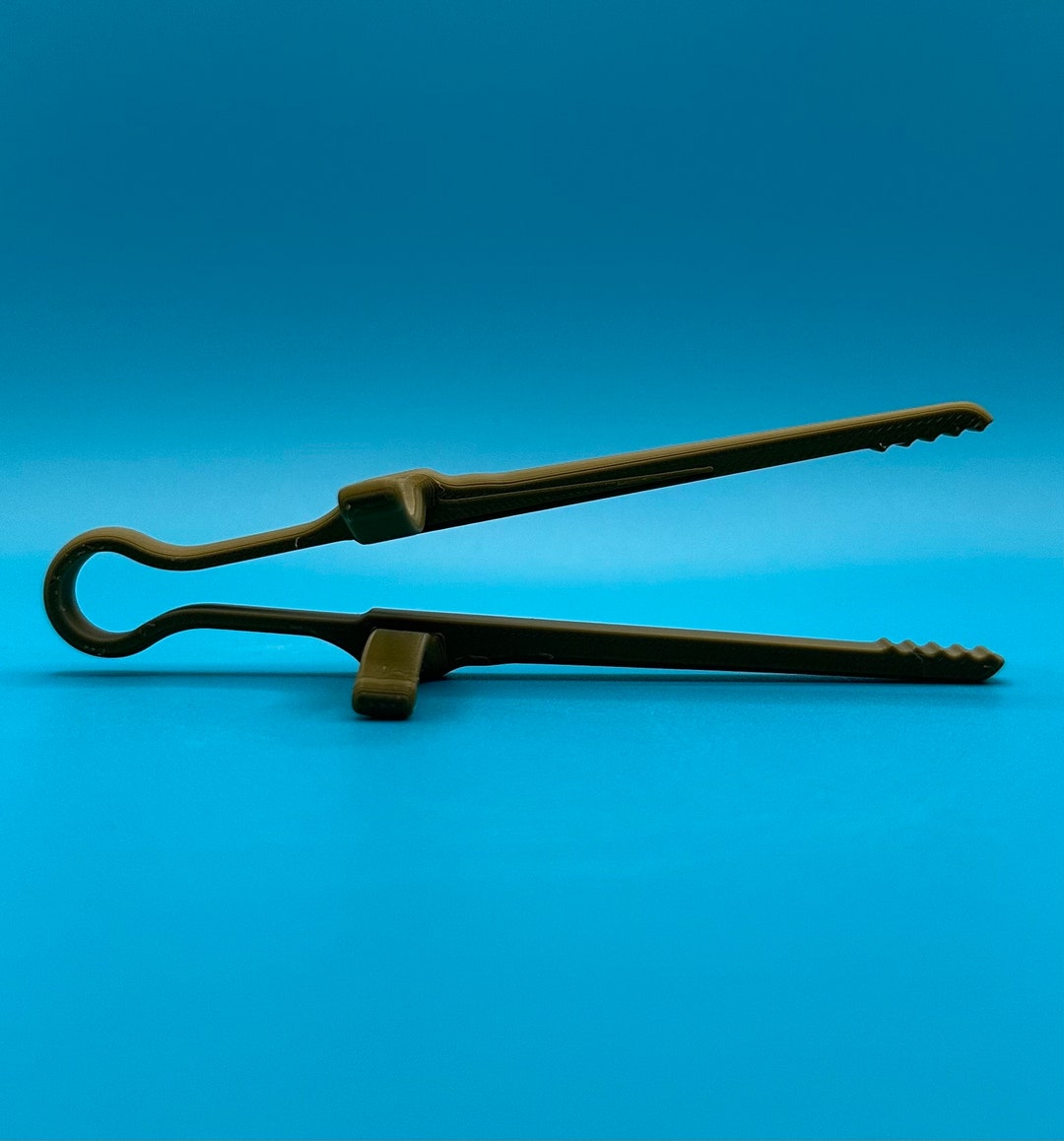 Gaming Chopsticks Snack Tool – Enjoy Mess-free Snacking While Gaming - Etsy