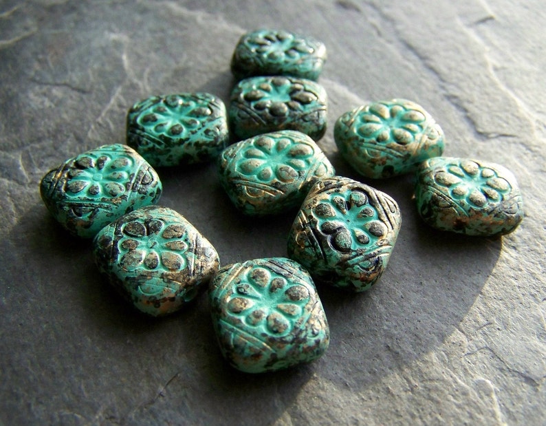 10 Verdigris Patina and Gold Etched Acrylic Floral Tab Beads - Etsy