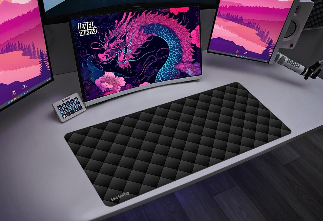 DARK QUILT Gaming Desk Pad | Quilted, Padded Themed Mouse Mat ...