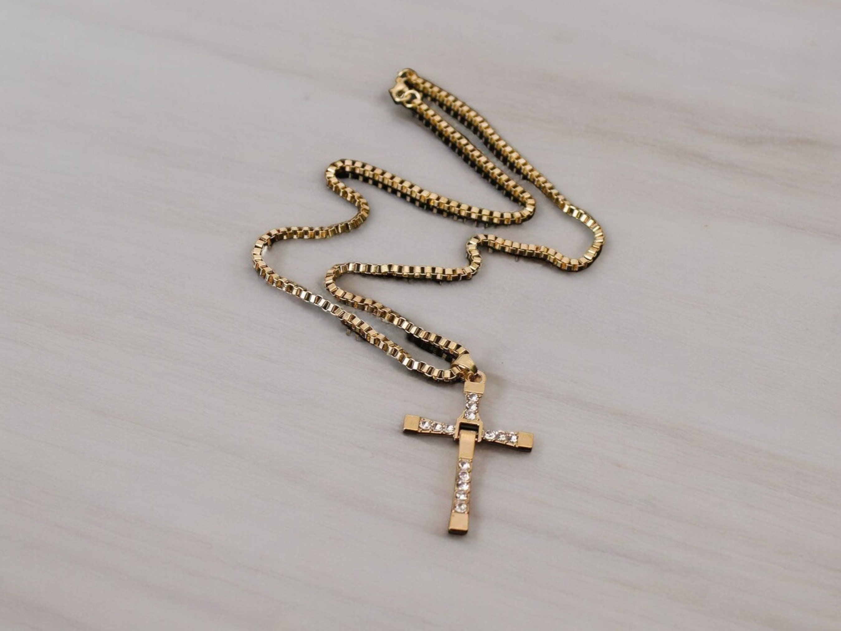 Elegant Cross Pendant Necklace for Men and Women, Inspired by Dom From ...