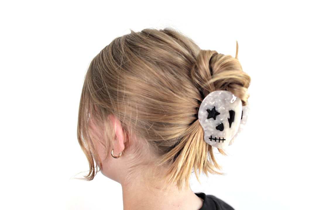 Black and Iridescent White Skull Claw Hair Clip, Hair Accessory for ...