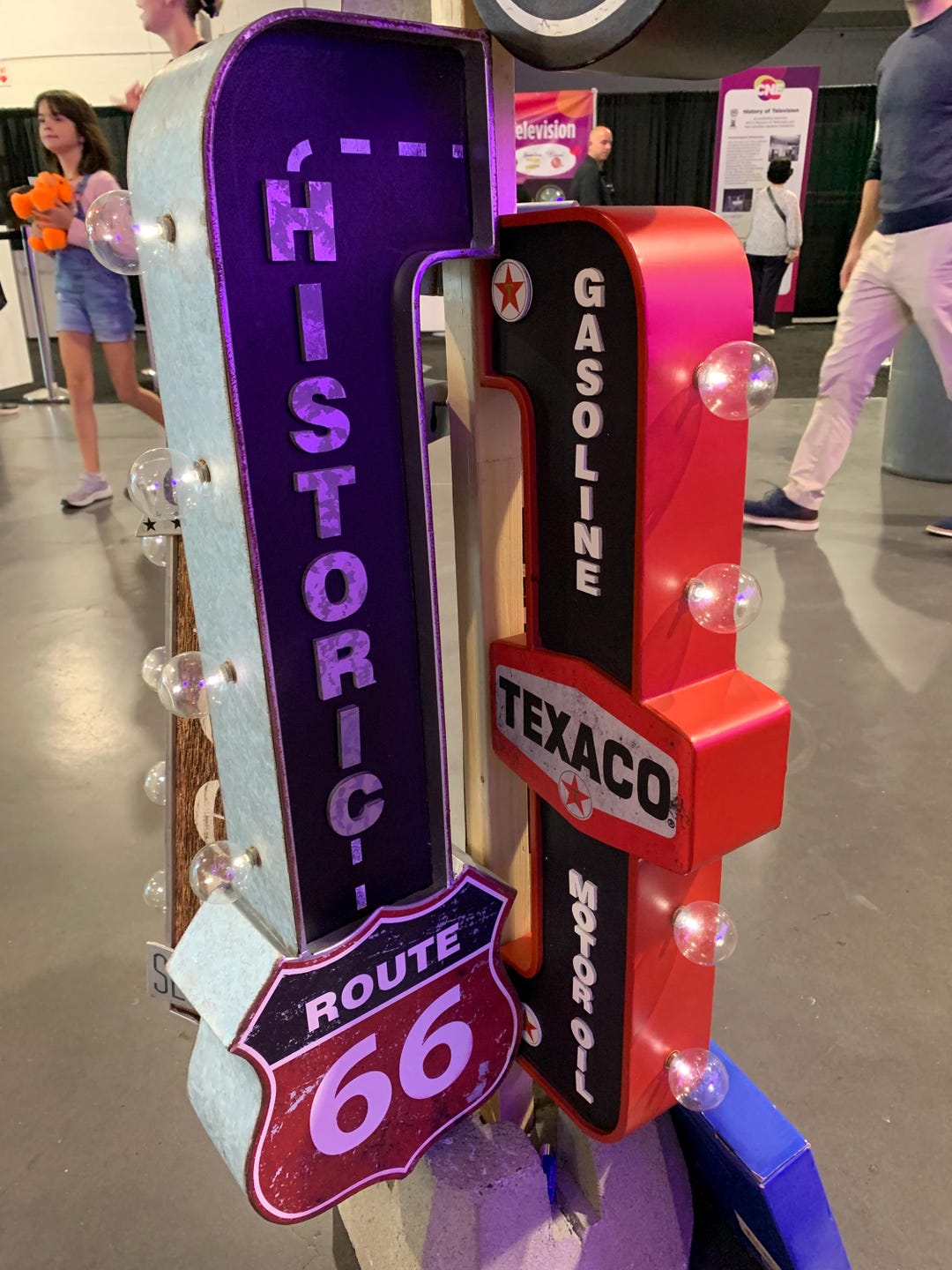 Route 66, USA Historic Route 66, Oil and Gas, Car Games Room, Metal ...