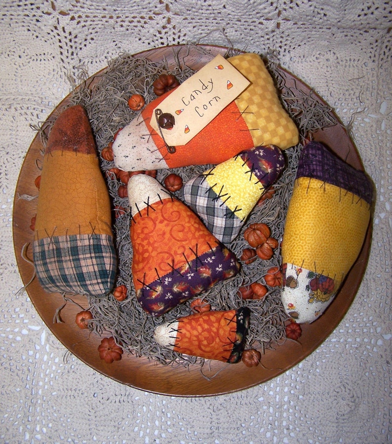 Pattern/primitive Candy Corn Ornies Pattern ET - Etsy