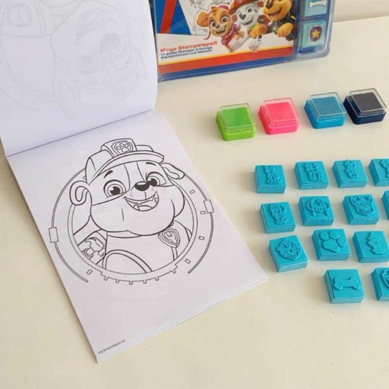 Peppa Pig / Paw Patrol Stamp Booklet 14 Stamps + 4 Ink Pads + 20 Pages ...
